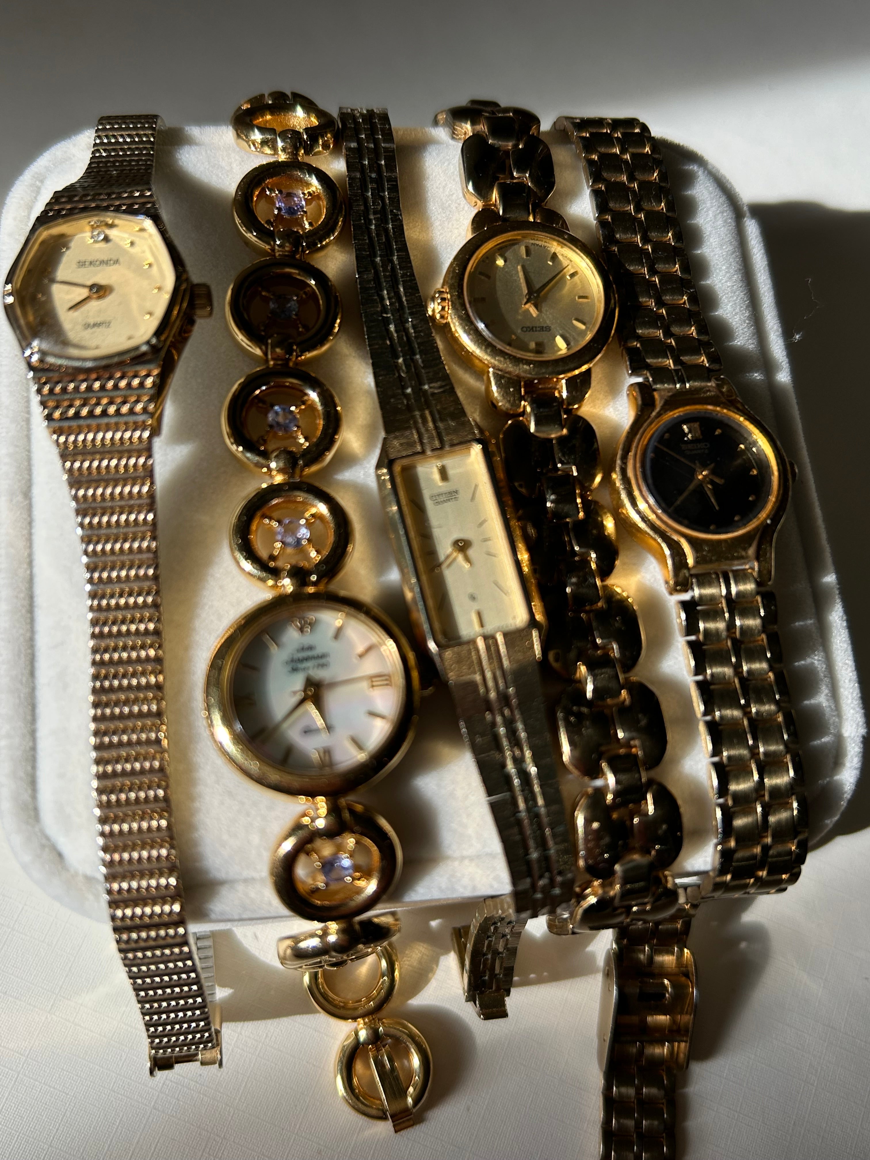 Vintage Time Pieces – Second Aura